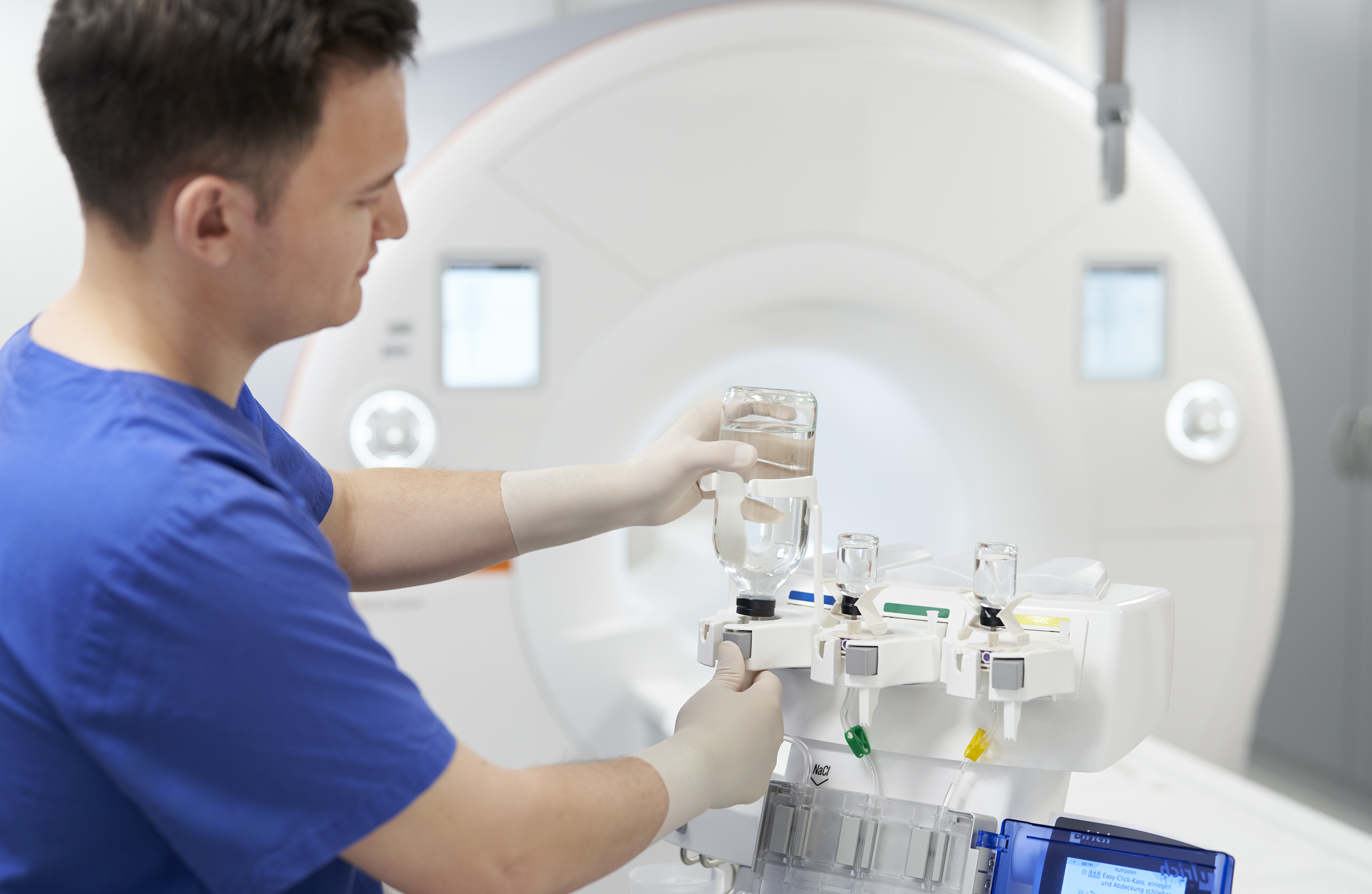 Max 3™ – contrast media injector for MRI